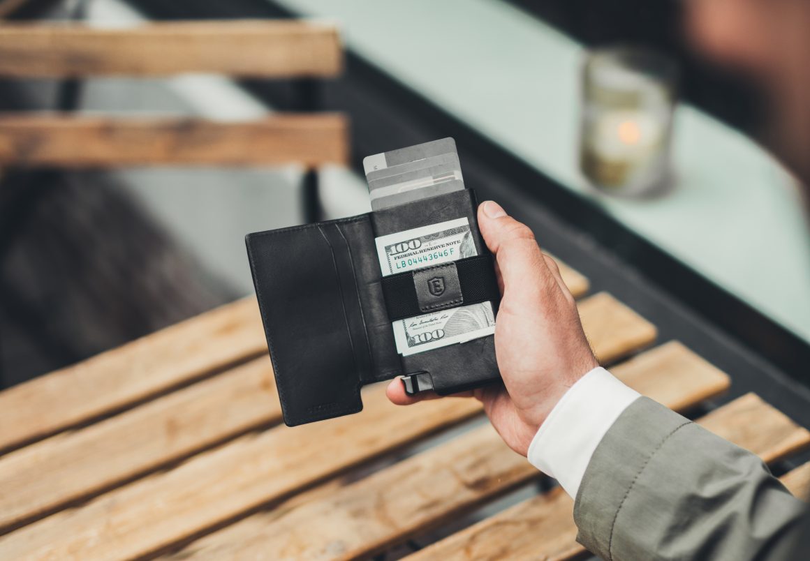 A Complete Men’s Travel Accessories Checklist – Discover What's Next ...